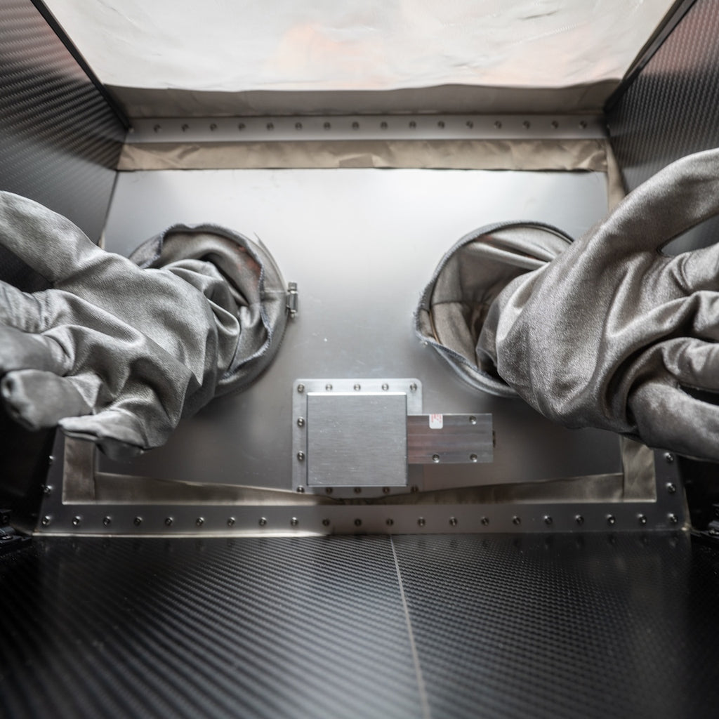 Mission Darkness™ BlockBox Touch Pro – MOS Equipment