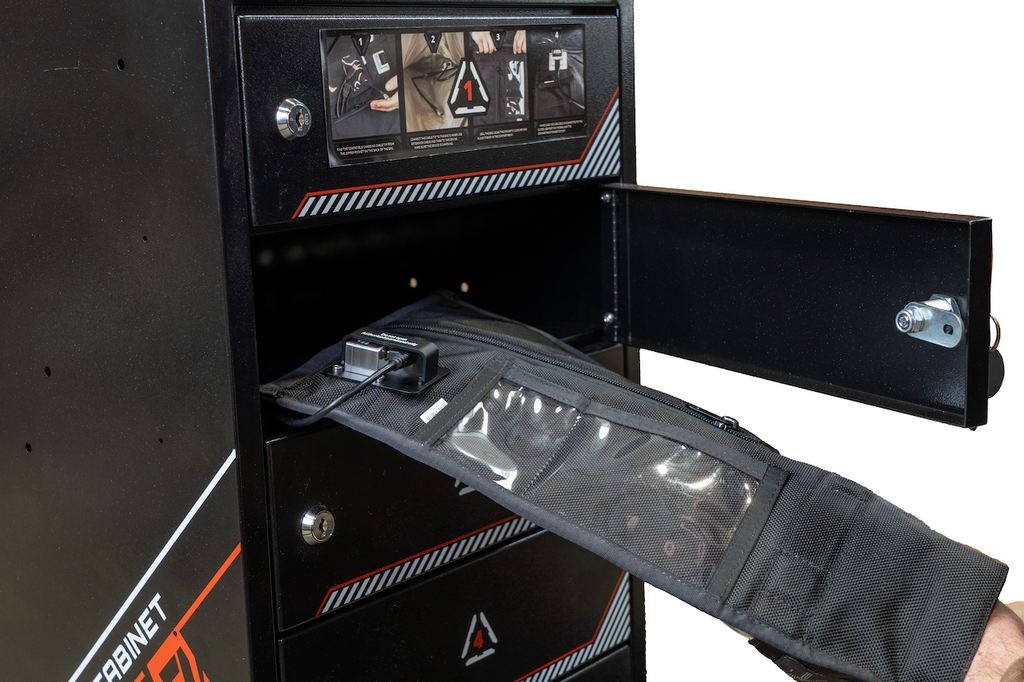 Mission Darkness™ Window Charge & Shield Faraday Bag – MOS Equipment